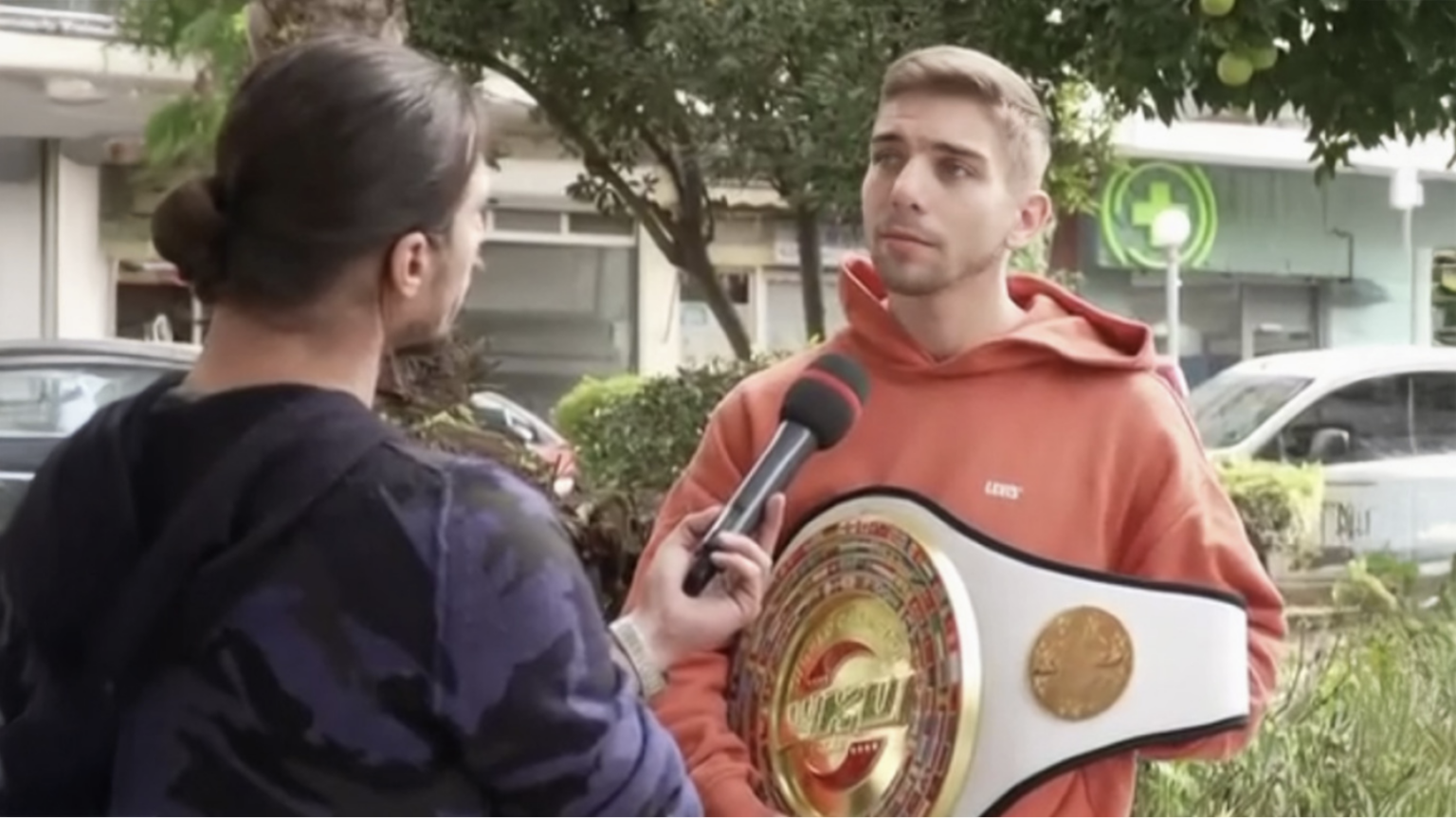 Trump wishes Orban "good luck" for his election campaign - ProtoThema ...